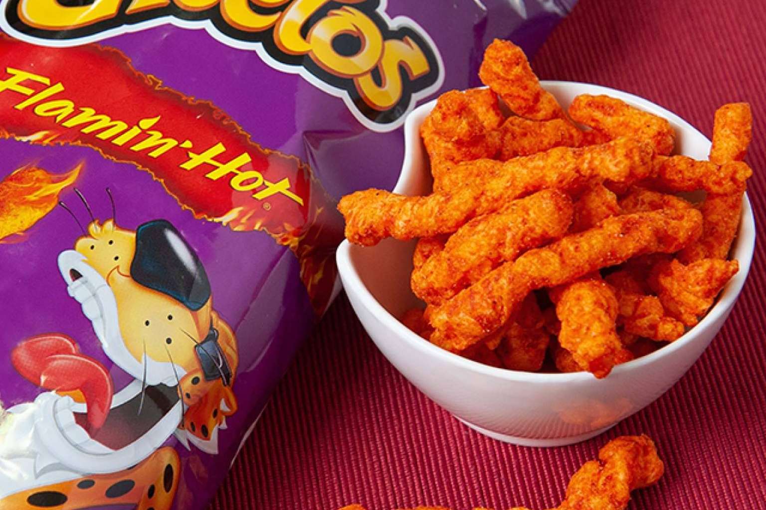 Gastronomic Spain cuenta con snacks populares como Cheetos, Takis, Frit ...